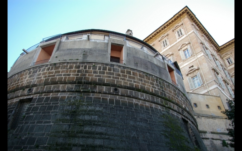 Former Aide Says Francis May Close Vatican Bank, by John L. Allen ...