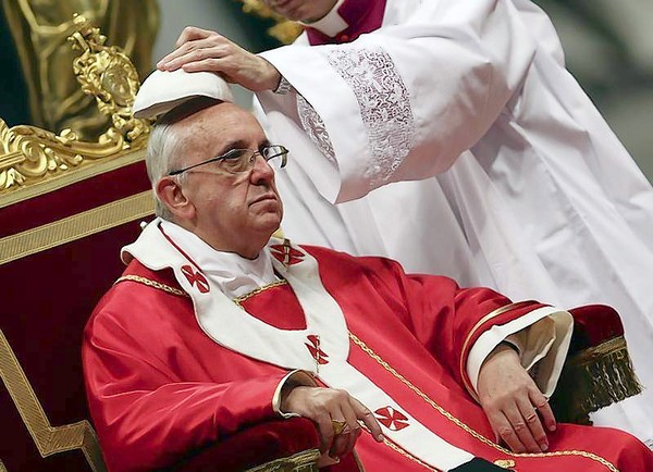 Pope Brings in Lay Experts to Help Reform Vatican, Chicago Tribune ...