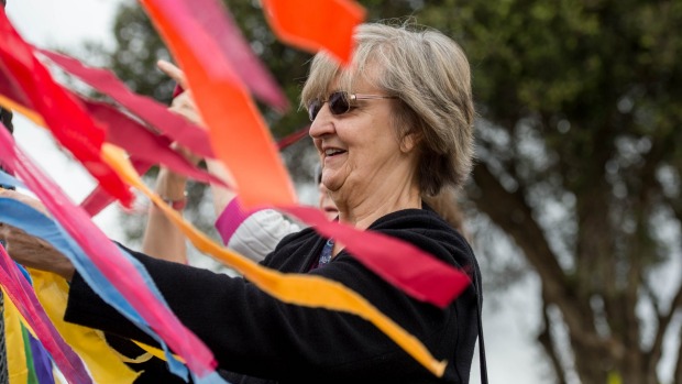 Good Friday Ribbons to Remember Childrens Suffering at Hands of Father ...